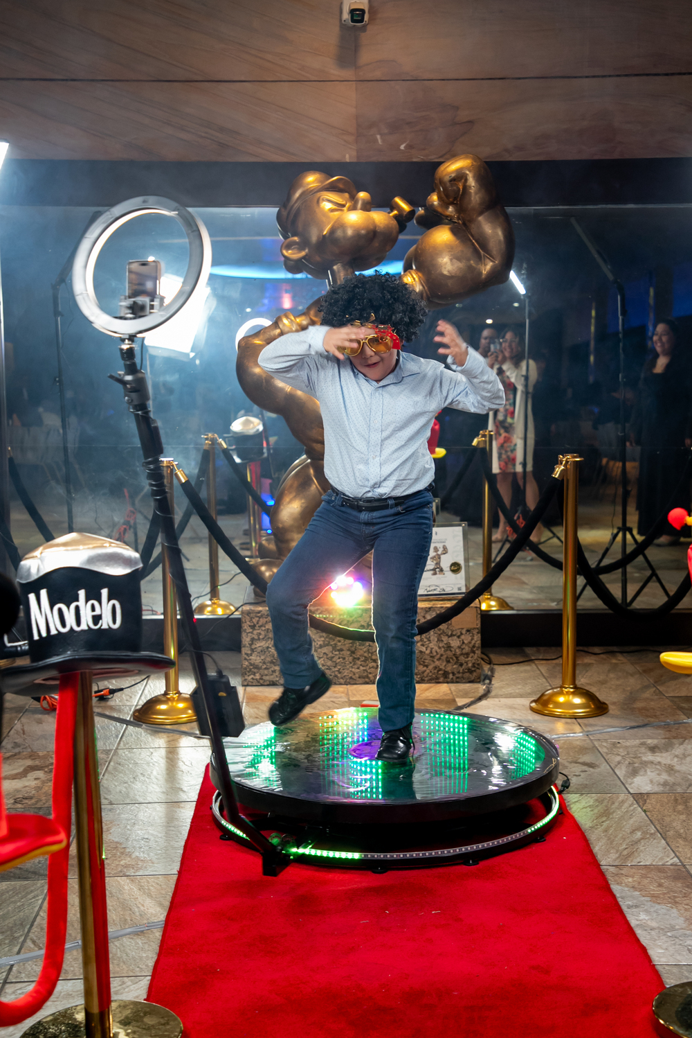 Renta de Cabina 360° Cristal infinito con Luces Led para Eventos y Fiestas